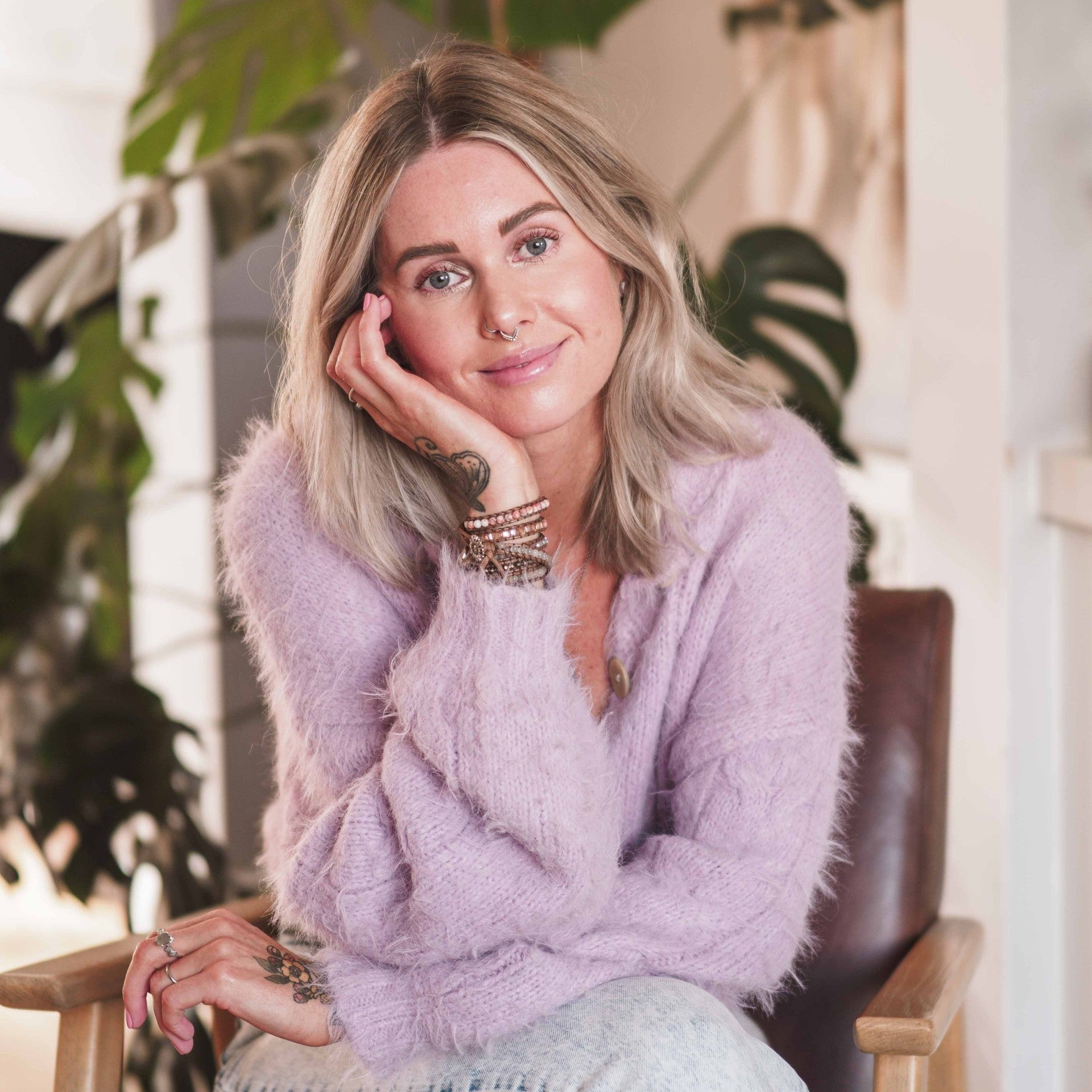 Corinne Elizabeth: Healing with FasterEFT – Skills To Change Institute